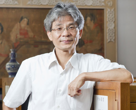 "James" Quo-Ping Lin | NewImages Festival